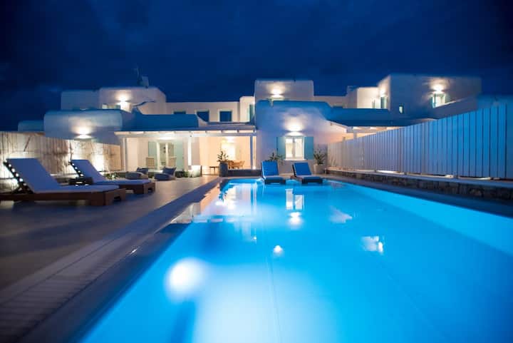 Tiffany Villas- 2 Private Villas With Sea Views - Mykonos