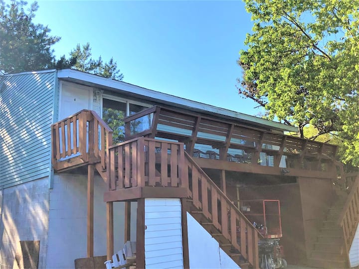 605 #3 Downtown Apartment - Short Walk To Beach! - Ocean City, MD