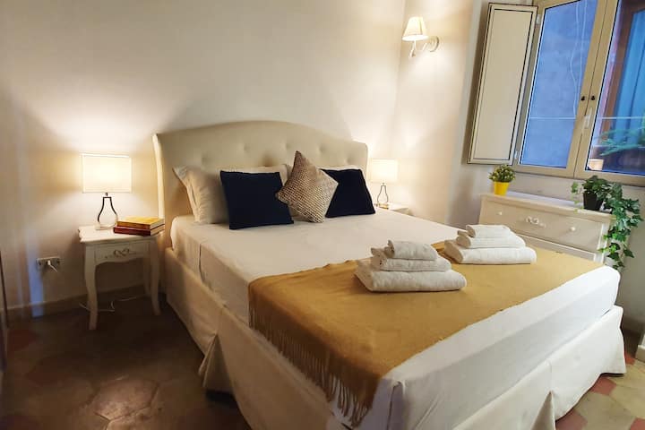 Piazza Navona Charming New Apt - Rome