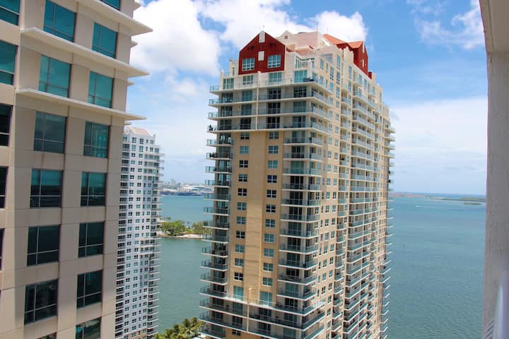 Amazing Brickell - Beautiful Views - Modern Studio - Miami, FL
