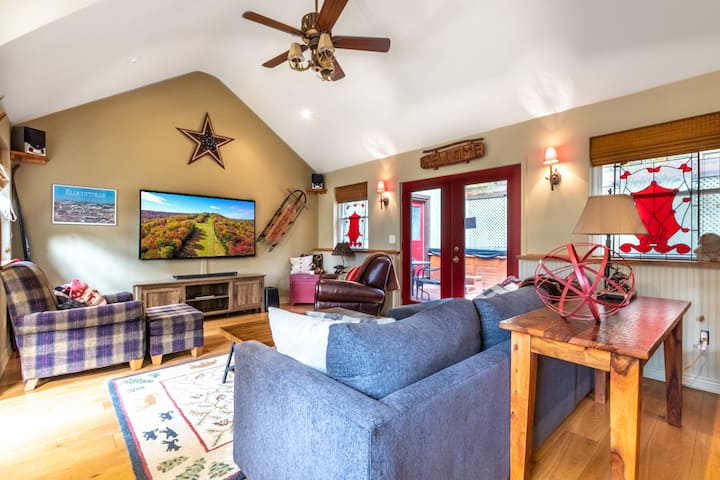 Ski Chalet In Ellicottville - Ellicottville, NY