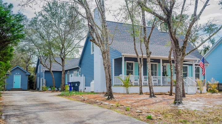 5br*dbl. Master*1 Block To Beach* Gameroom* Yaupon - Oak Island, NC