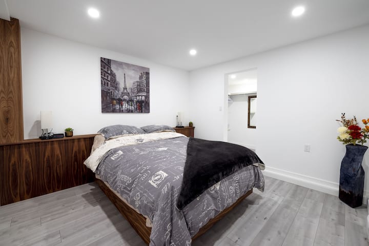 Serenity Manor  -  Bright, Open 1br In ❤️ Of City - Penticton