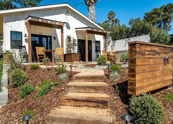 Fiorella Sofia-vine Cottages - Paso Robles, CA