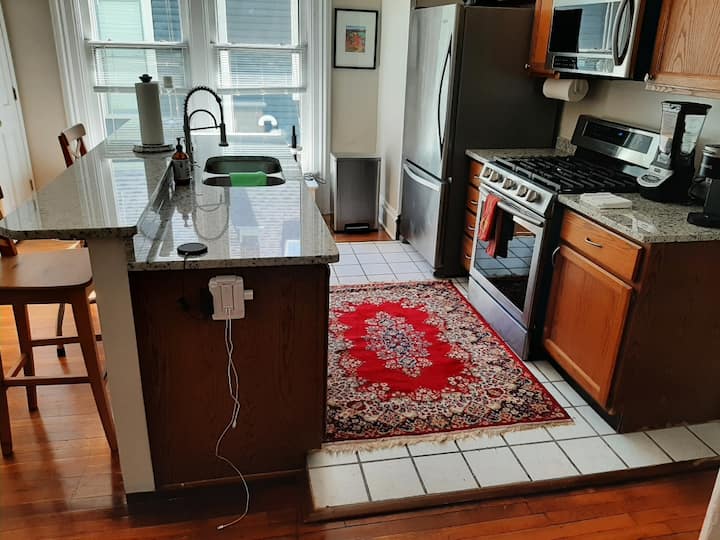 Bottleworks District Historic Retreat - Irvington Historic District, IN