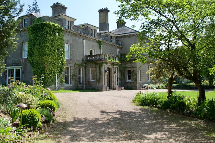 Enchanting Manor House Near Canterbury, 7 Bedrooms - Whitstable