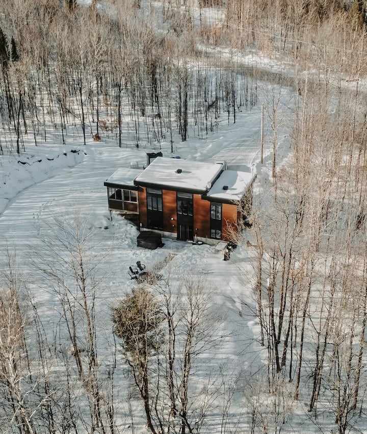 Chalet Röcka With Hot Tub And Lake Access! - Québec
