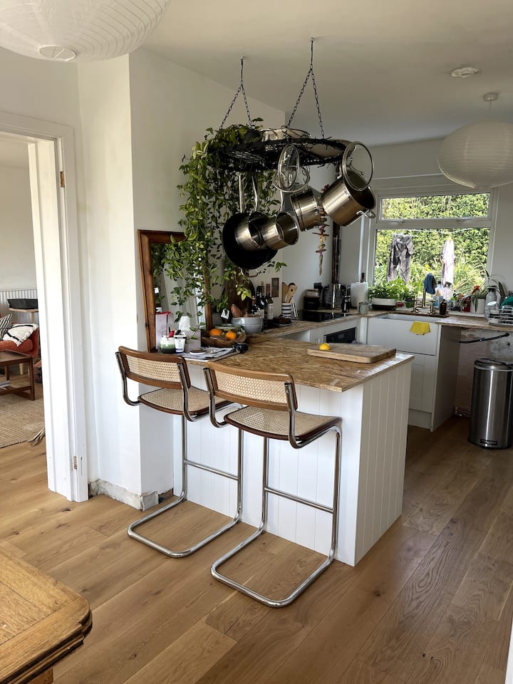 South Downs Country & Coastal View Room In Cottage - Seaford