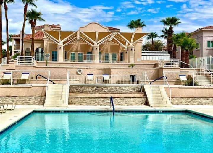 Condo In Laughlin, Nv Near Casino - Laughlin, NV