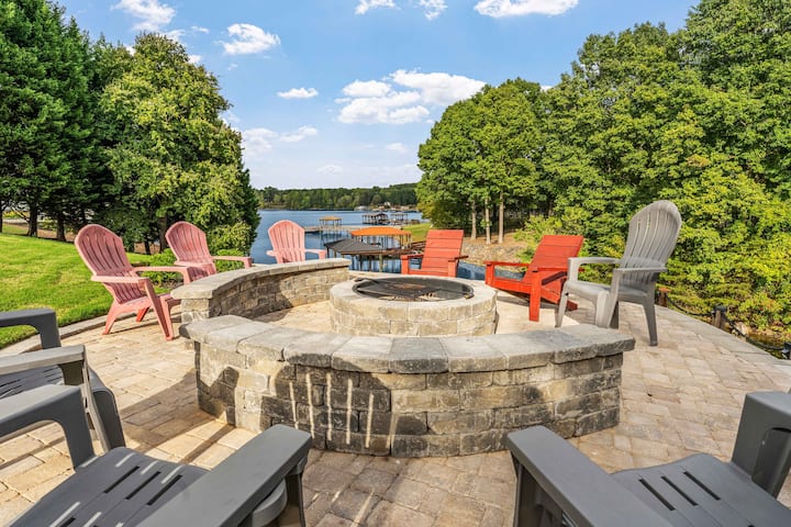 Cozy Log Cabin At Lake Norman Lkn-featured On Tlc - Lake Norman, NC