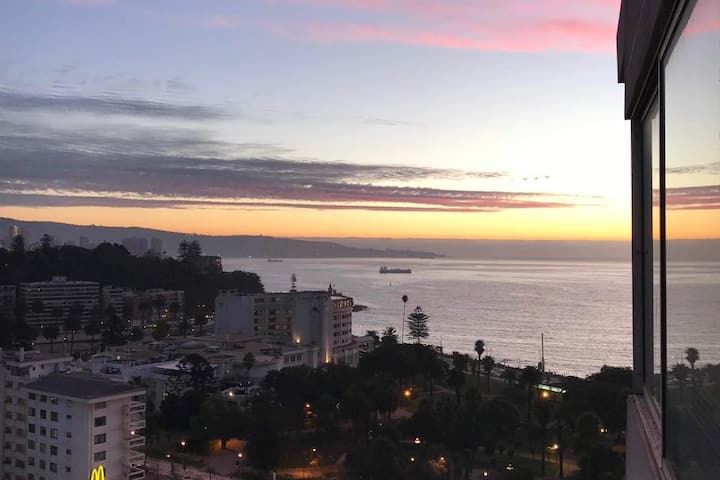Departamento Vista Al Mar, Inmejorable Ubicación. - Valparaíso