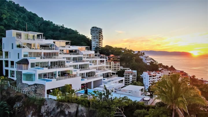 Breathtaking View With Open Design And Game Room - Puerto Vallarta