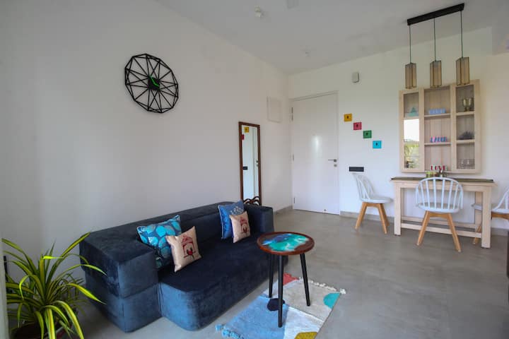 Luxurious Apt In Calangute With Pool View - Goa