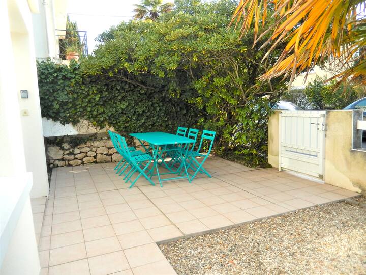Appartement Très Agréable, 150m Plage De Royan. - Royan