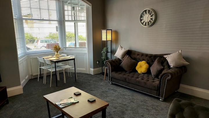 Ground Floor Apartment, 4 Avenue Victoria - 斯卡布羅