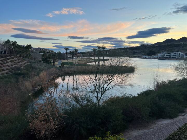 Enjoy The Lake View & Luxury In Lake Las Vegas - Henderson, NV