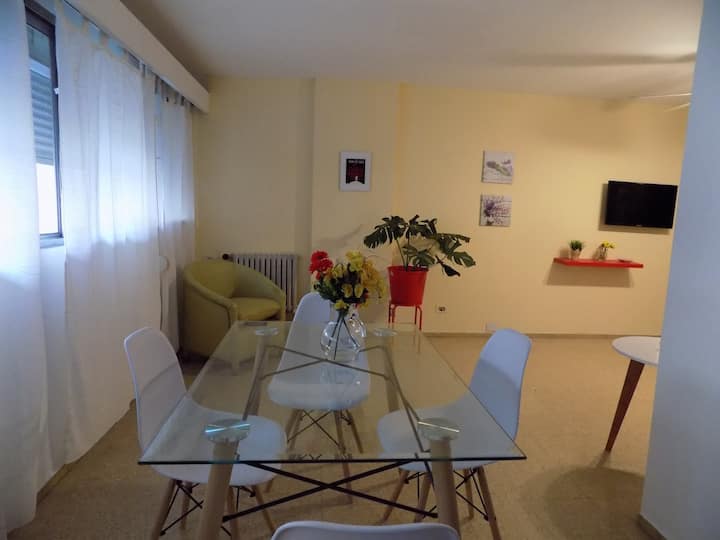 Exclusivo. Manzana Jesuita. 4/ Pers.máx. Seguridad - Córdoba, Argentina