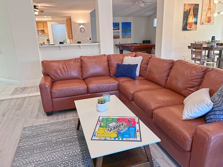 Updated Villa W/ Poker, Ping Pong & Pool Tables - Indio