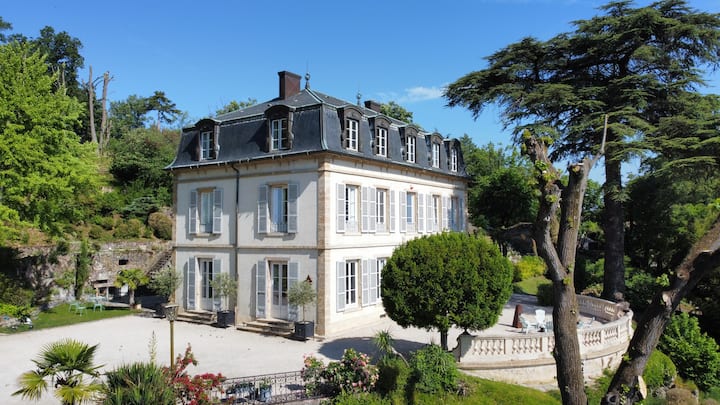 Grand Appart 150m2 Dans Belle Maison Bourgeoise - Feyzin