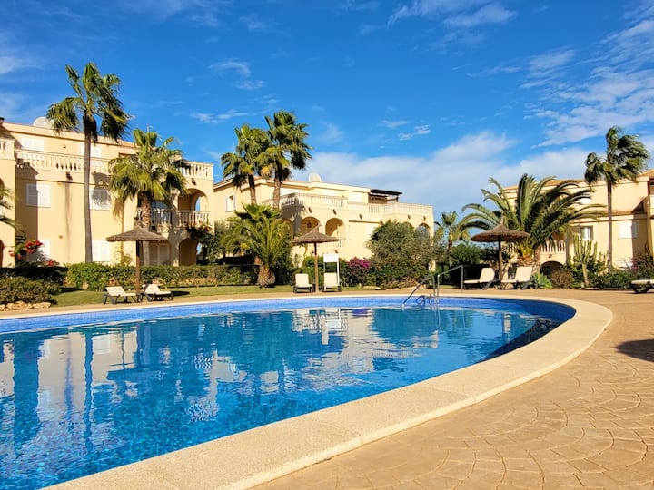 Schönes Apartment Mit Poolblick - Porto Cristo