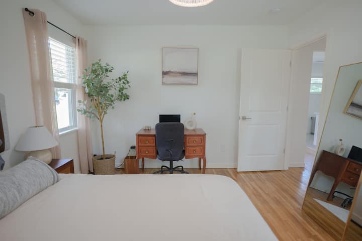 New Beautifully Renovated Home Near Tcu &Stockyard - Hallmark-Camelot - Fort Worth