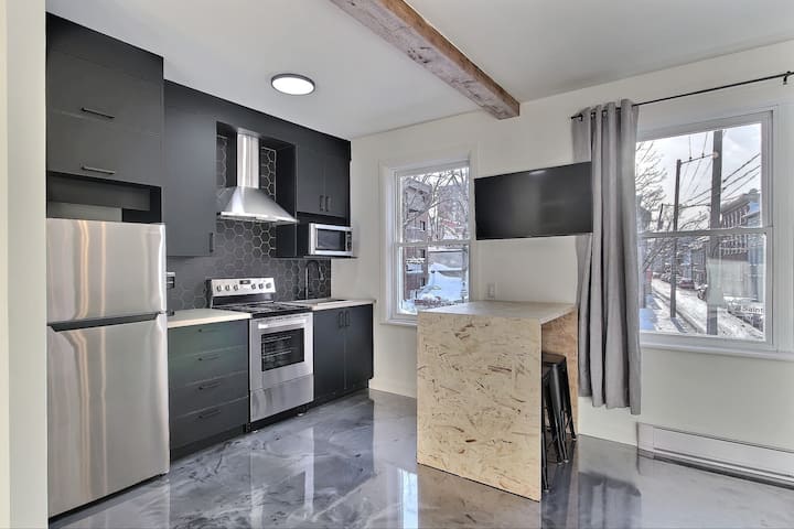 Studio Moderne à La Porte Du Vieux Québec - Québec, QC