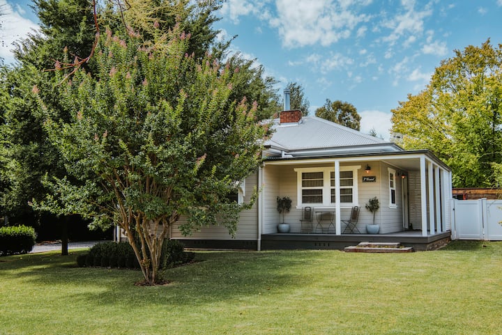 Court Cottage - Walking Distance To Cbd! - Mudgee