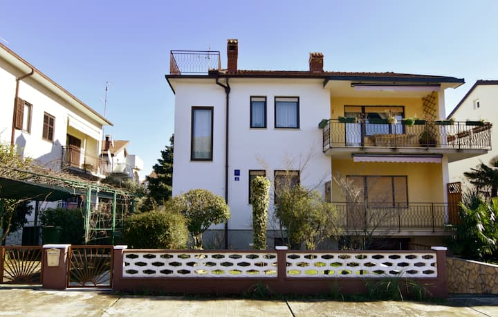 Ferienwohnung Mit 3 Schlafzimmern, Klimaanlage Und Parkplatz - Portorož