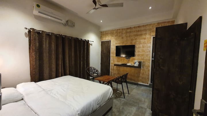 Located In Dalhousie Tehsil - Dalhousie