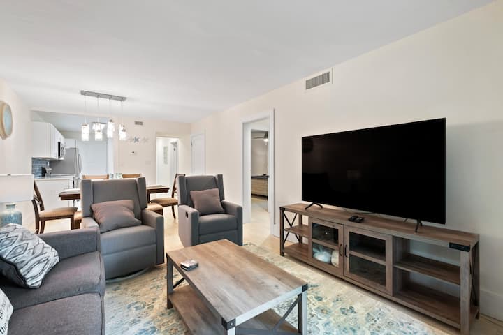 Xanadu Condo W/ Pool Walk Beach, Celebration Park! - Hilton Head Island, SC