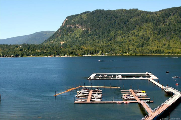 Sicamous Vacation Rentals & Homes - British Columbia, Canada | Airbnb