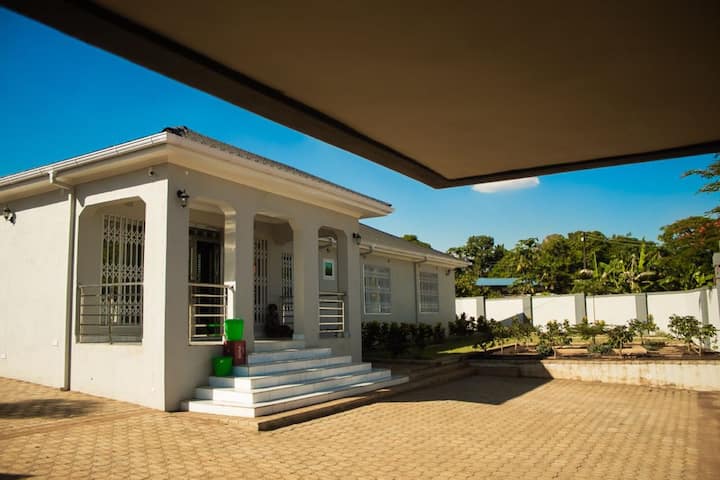 Malosa Vacation Rentals & Homes - Southern Region, Malawi | Airbnb