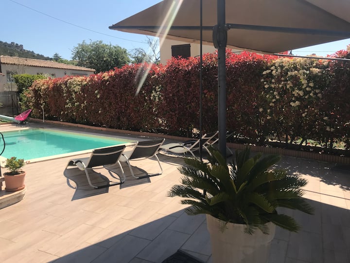 Bas De Villa Piscine Mer - Ollioules