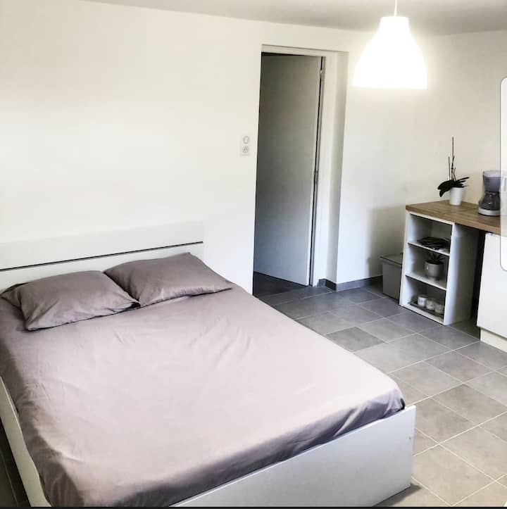 Chambre Avec Entrée Indépendante à La Canourgue - La Canourgue