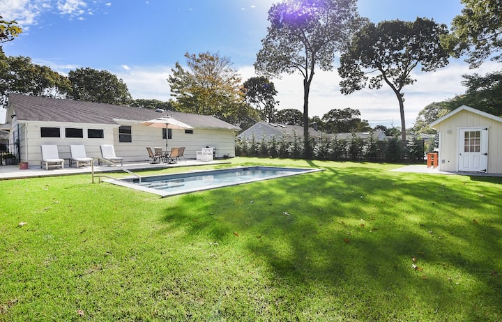 Charming House With Pool - Hampton Bays, NY