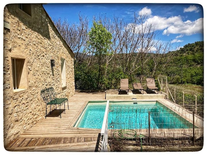 Magnificent 2 Floor Stone Home In Luberon Hamlet - Apt