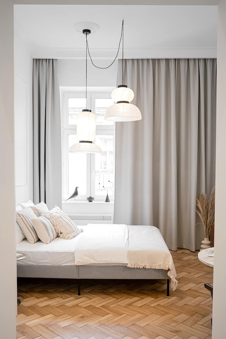 Le Palais Art Butique Suite • Market Square 3 Min. - Krakova