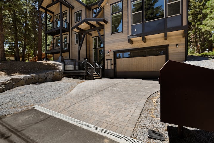 Lux Retreat 4bd/3.5b  North Lake Tahoe W/hot Tub - Lac Tahoe