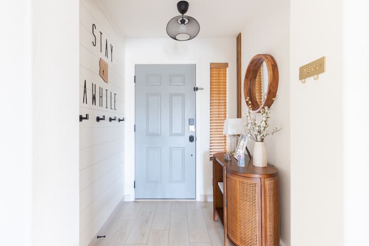 Flower Street House: Desert Oasis W Pool & Spa - Queen Creek, AZ