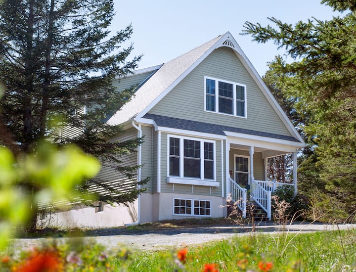 Wow!! Home Away From Home!🥾 🚴 🏊‍♀️ All Within 10 Min! - Acadia National Park