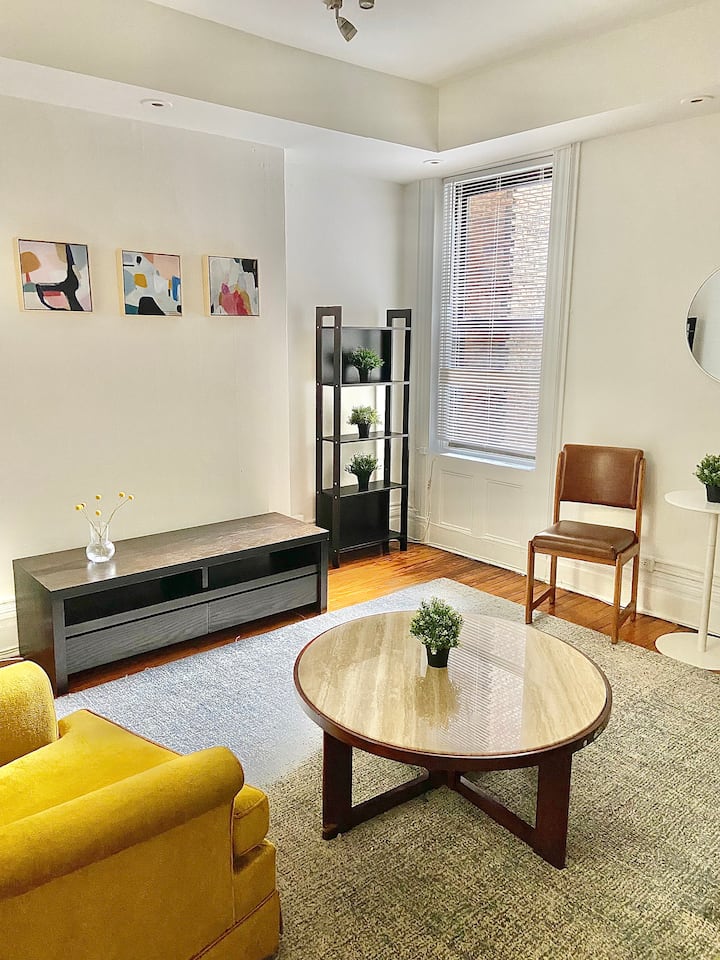 306- 3 Bedroom Railroad Near Hudson River! - Hoboken, NJ