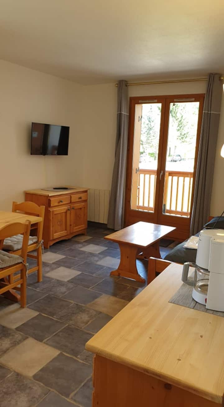 Appartement 6 Personnes à Albiez-montrond - Albiez-Montrond