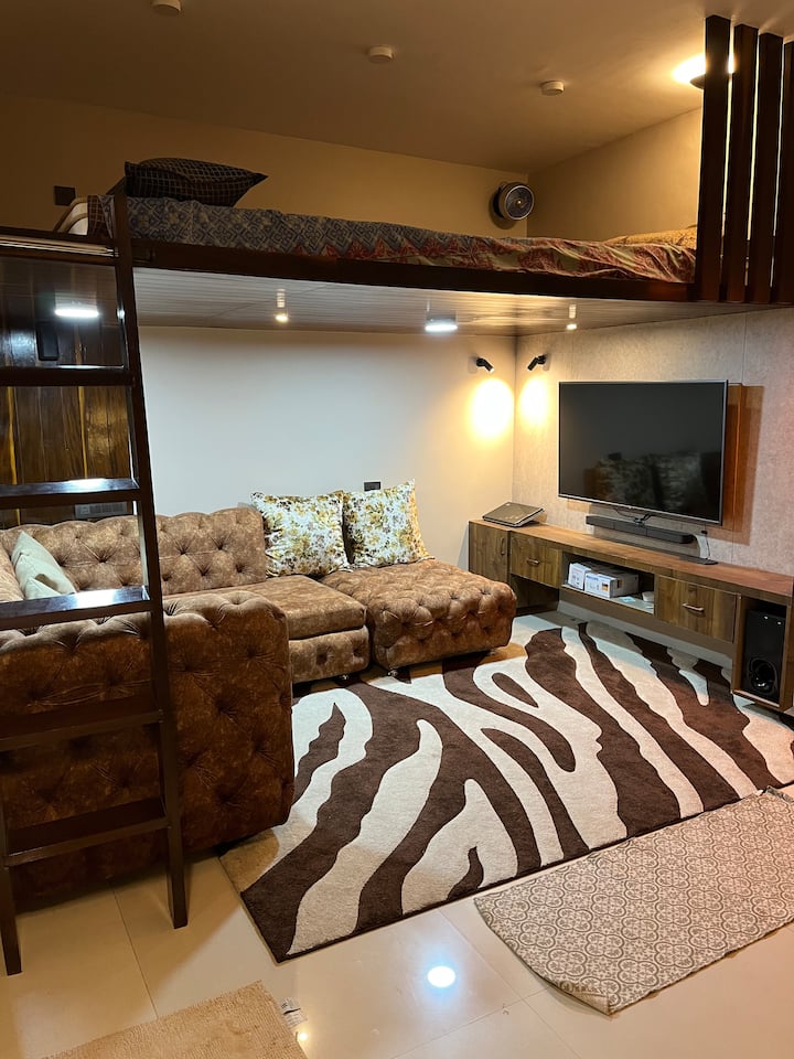 Lovely 1rk Fully Furnished Studio Loft In Raipur - Raipur