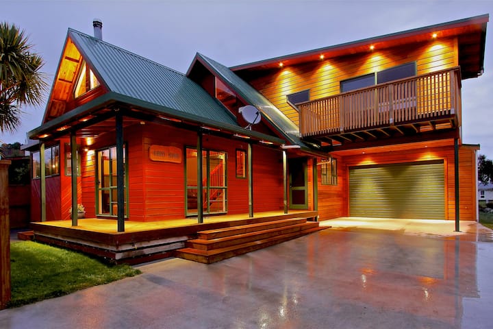 Couples Retreat With Hot Tub - Mount Ruapehu
