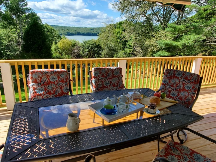 Home Overlooking Damariscotta River - Damariscotta, ME