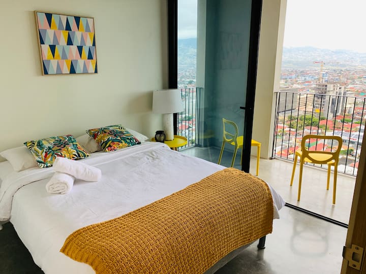 Sunny-side-up I Balcony I 19th Floor I 100mbps - San José