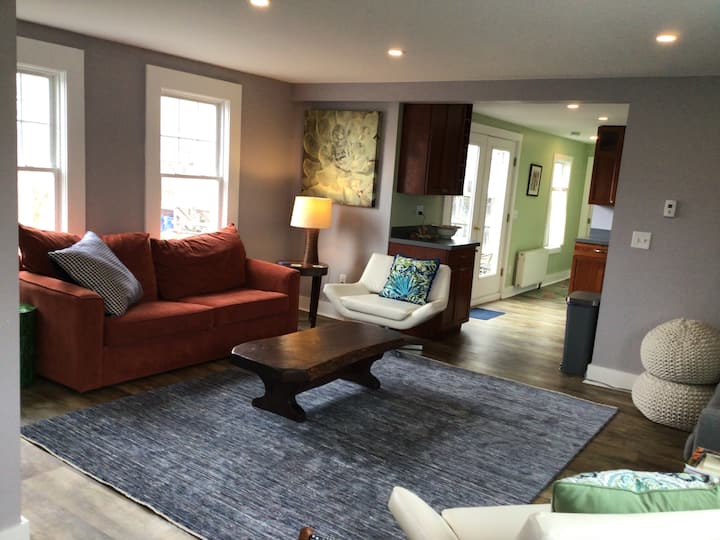 Beautiful West End Apartment - Portland, ME