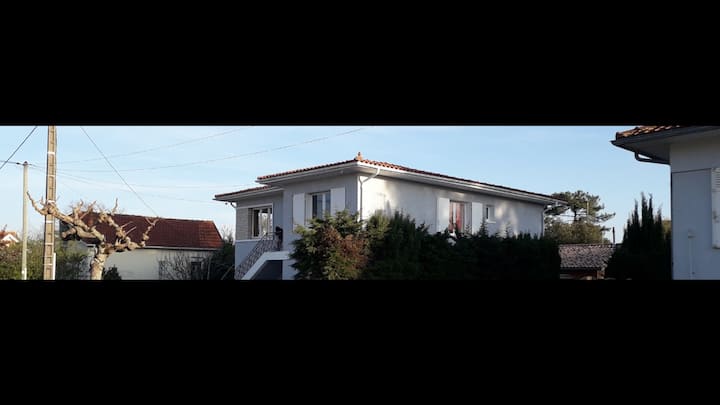 Grand Appartement&  Jardin.promos En Juillet - Soulac-sur-Mer