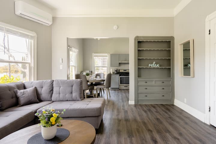 High Ceiling 1br Craftsman – Walkable Pasadena Gem - Pasadena, CA