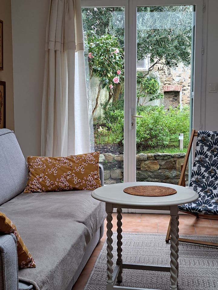 Appartement, Vue Sur Jardin. à 2 Pas Du Centre. - Nantes